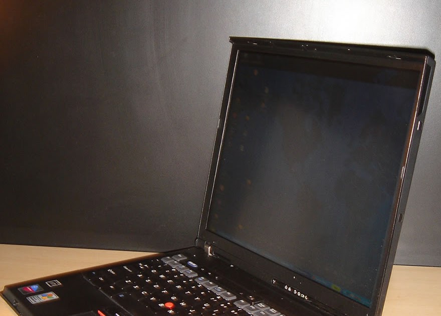 Laptop IBM Thinkpad T23 - La famosa y querida laptops IBM :: DiarioTec